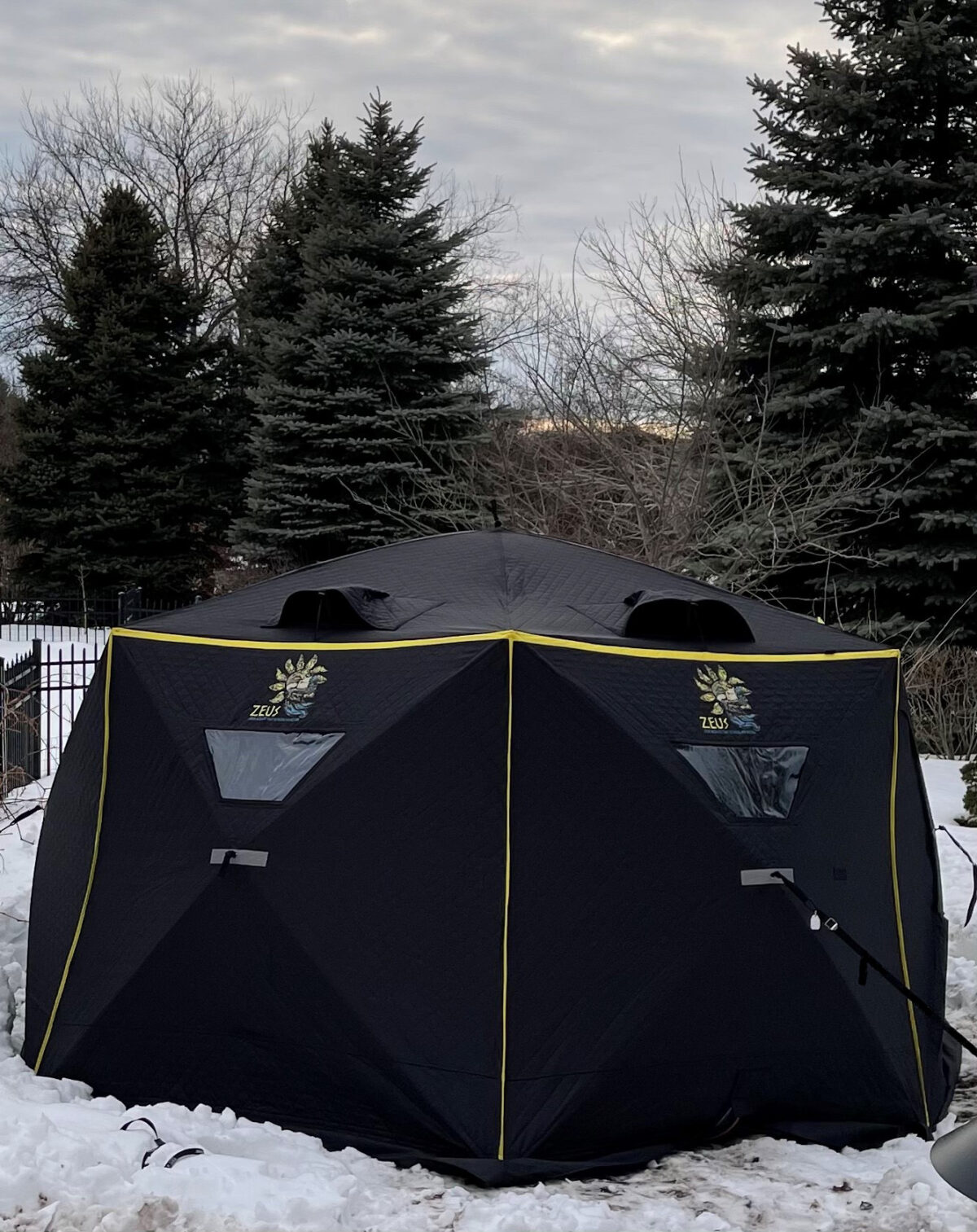 zeuscigarproducts.com